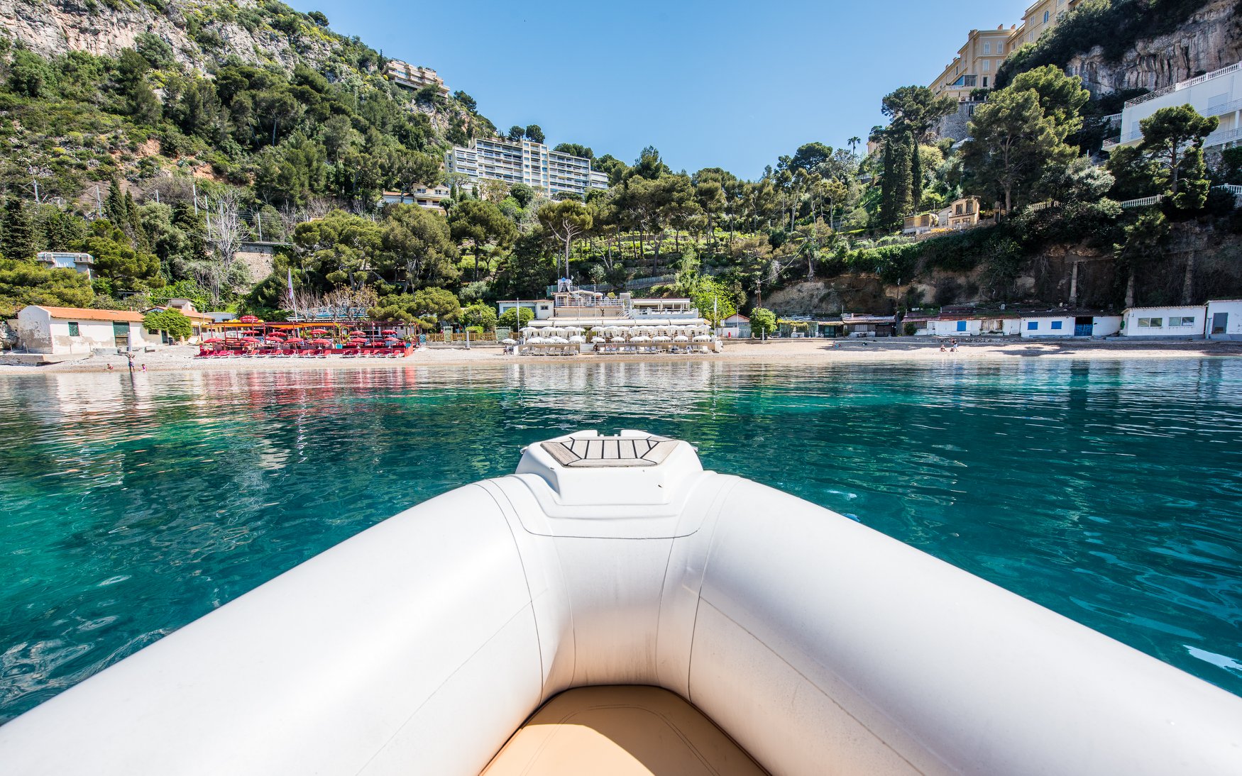 Beach club Cap-d'Ail, accès plage privée Monaco, plage VIP (06) : La ...